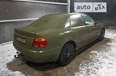 AUTO.RIA – Продам Ауді А4 1998 (27303AH) газ пропан-бутан / бензин 1.8 седан бу у Глухові, ціна ...