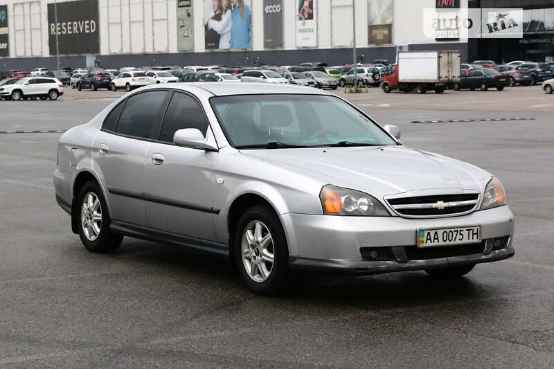 AUTO.RIA – Продам Шевроле Еванда 2005 (AA0075TH) газ пропан-бутан / бензин 2.0 седан бу у Києві ...