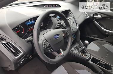 AUTO.RIA – Продам Форд Фокус 2017 (AI3411IB) бензин 2.0 хэтчбек бу в ...