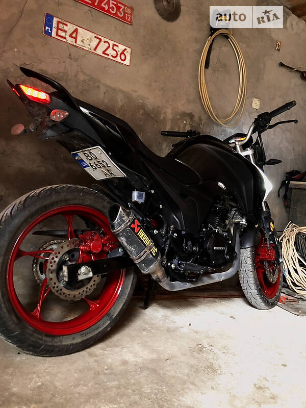 AUTO.RIA – Продам Геон CR6