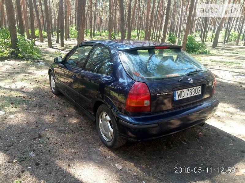 AUTO.RIA – Продам Хонда Сівік 1998 бензин 1.4 купе бу у Харкові, ціна ...