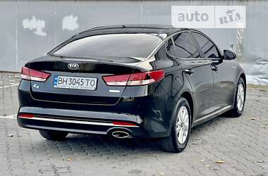 AUTO.RIA – Продам КІА К5 2017 (BH3045TO) дизель 1.7 седан бу у Одесі, ціна 14900