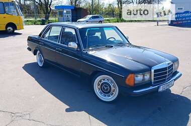 AUTO.RIA – Продам Мерседес-Бенц Е-Клас 1980 дизель 2.0 седан бу у Одесі ...