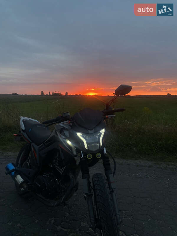 AUTO.RIA – Продам Мустанг МТ 200 Регіон