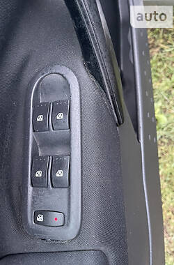 AUTO.RIA – Продам Рено Меган 2004 (MRJ1019) бензин 1.6 універсал бу у ...