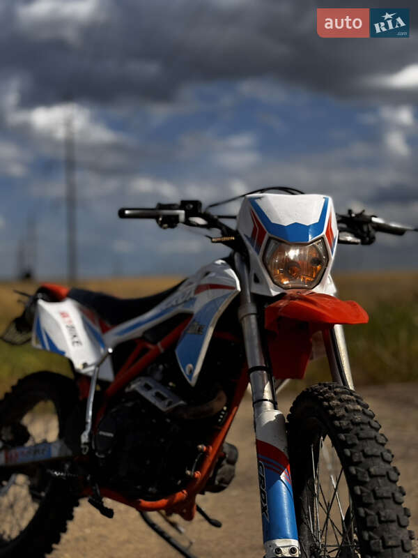 AUTO.RIA – Продам СкайБайк CRDX