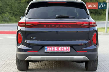 Позашляховик / Кросовер Skywell ET5 2022 в фото 8