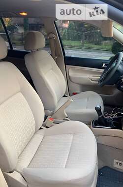 AUTO.RIA – Продам Фольксваген Гольф 2003 (BC8289KT) бензин 1.6 хетчбек ...