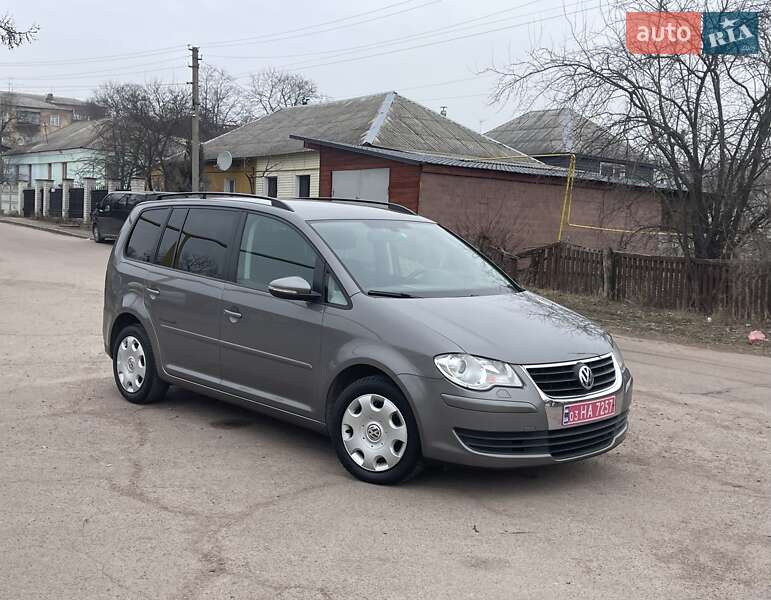 AUTO.RIA – Продам Фольксваген Туран 2010 бензин 1.4 мінівен бу у Коростені, ціна 7399